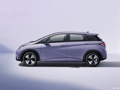 Cina Magnete permanente elettrico puro di SUV del compatto di versione di modo del delfino 2023 420KM di BYD in vendita