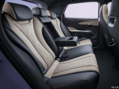 Cina Magnete permanente elettrico puro di SUV del compatto di versione di modo del delfino 2023 420KM di BYD in vendita