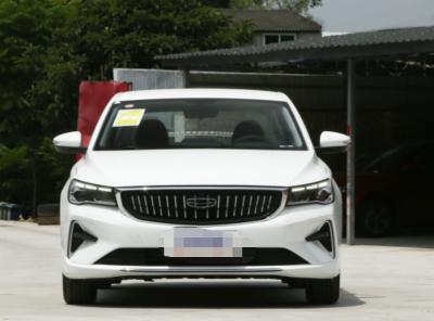 中国 Geely Emgrand第四世代1.5L CVTのエリートの小型乗用車4のドア5の座席大広間 販売のため