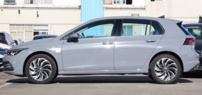Cina Vettura compact della berlina dei sedili della porta 5 della benzina 5 di Volkswagen Golf 2023 200TSI DSG in vendita