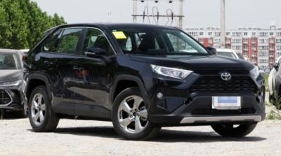 Cina Sedili doppi SUV della porta 5 di versione 5 del motore 2.5L E-CVT 2 WD Jingying di Toyota RAV4 2022 in vendita