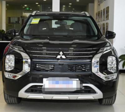 중국 외국인 2023은 1.5t Cvt 4 륜 구동 주오이우에 버전 5 시트 소형 자동차를 모델링합니다 판매용