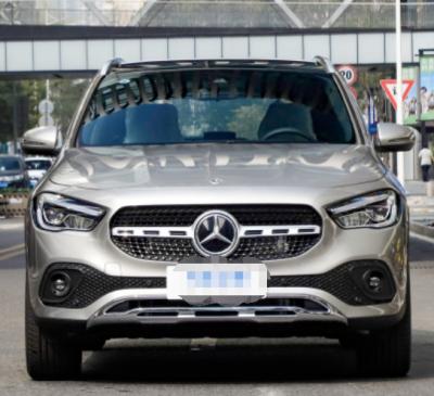 Cina La versione di Mercedes-Benz 2023 GLA 200 comprime la benzina di SUV 5 sedili della porta 5 in vendita