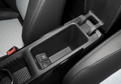 Cina I sedili 2022 della porta 5 di versione 5 del xinghe di Chevrolet MENLO Changxun attraversano la vettura compact in vendita