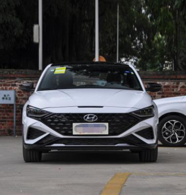Κίνα Η Hyundai Lafesta 2023 λουξ βενζίνη τούρμπο εκδόσεων γραμμών DLX 270T Ν χρέωσε το αυτοκίνητο προς πώληση