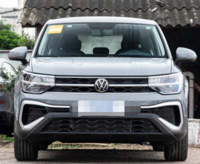 中国 VW Tharu 2023 330TSI 2 WDのxinyue版5ドア5の座席コンパクトSUV 販売のため