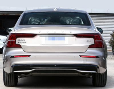 Cina Salone Gasoline+48v SUV medio dei sedili della porta 5 di versione 4 di VOLVO S60 2023 B4 Zhiyuan Haohua in vendita