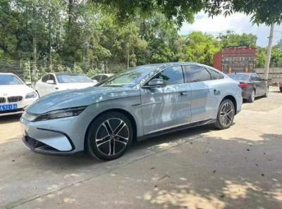 Chine Voiture de l'espace des sièges 3 de la porte 5 de la version 4 de zunrong du chuangshi 715KM FWD de BYD HAN 2022 EV à vendre