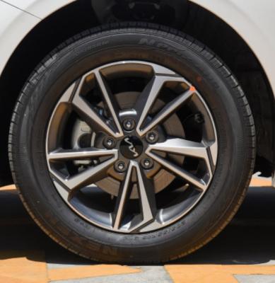 Cina Berlina dei sedili della porta 5 di Gasoline 4 del modello di KIA K3 2023 1.5L CVT Shushi in vendita