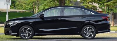 Cina Honda Crider 2024 180Turbo CVT Compact Car Edizione di lusso Bianco / Nero Auto economica in vendita