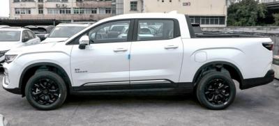 China Geely Radar RD6 Ev Pick-Up Electric Large Storage Goods Car 5 Seats 400 - 632km for sale