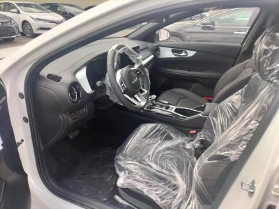 Cina Kia K3 1.5L CVT Versione Deluxe Auto a benzina Compatta Trazione anteriore in vendita
