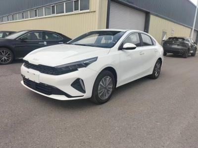 Cina Kia K3 1.5L CVT Versione Deluxe Auto a benzina Compatta Trazione anteriore in vendita