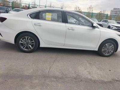 Cina Kia K3 1.5L CVT Versione Deluxe Auto a benzina Compatta Trazione anteriore in vendita