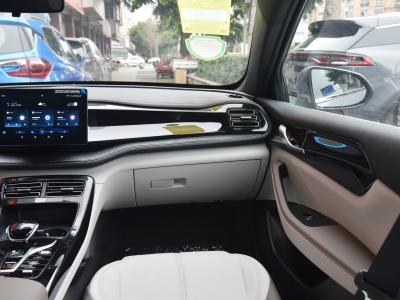 Cina 2024 Blu BYD Qin Plus DM-I 55 km 1.5 L ibrido Honor 2WD Compact Car in vendita
