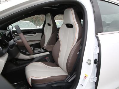 Cina 2024 Bianco BYD Qin Plus DM-I 120 km 1.5L Hybrid Honor 2WD Compact Car in vendita