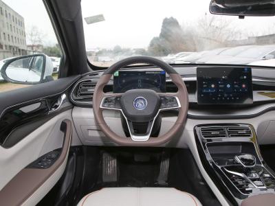 Cina 2024 Bianco BYD Qin Plus DM-I 120 km 1.5L Hybrid Honor 2WD Compact Car in vendita