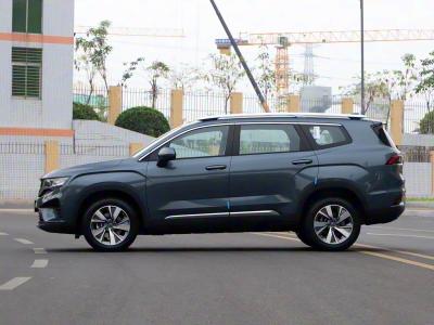 중국 지리 하오위에 2020년형 1.8TD 자동 컴포트 버전 5인승 인기 중고차, 회전반경 5.9m 판매용