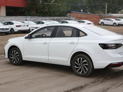 China 2024.10 Populaire Gebruikte Auto's 4 Deurs 5 Zitplaatsen Sedan met 5,98L/100km WLTC Gecombineerd Brandstofverbruik Te koop