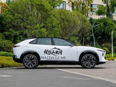 中国 2025年長安マツダ ミドルサイズSUV ピュアエレクトリック 600km航続 1.71L/100kmエネルギー消費 人気の中古車 販売のため