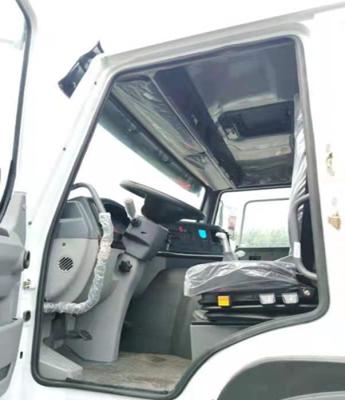 Cina EURO bianco III HW19710 della seconda mano/nuovo Sinotruck Howo del trattore dei camion di colore 2014 375HP WD615.96E in vendita