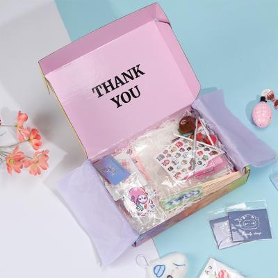 China Embossing Printing Handling Eco-Friendly Custom Logo Mailer Box for Durable Packaging for sale