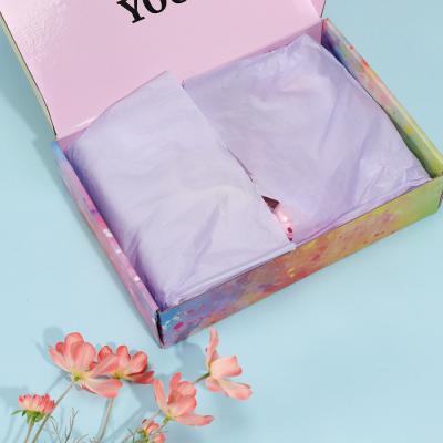 China Embossing Printing Handling Eco-Friendly Custom Logo Mailer Box for Durable Packaging for sale