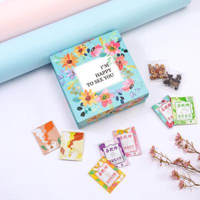 China Custom Logo Foldable Magnetic Paper Gift Boxes for Tea/Snack/Food Subscription Perfect for sale