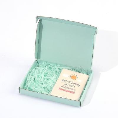 China Custom Printed Green Corrugated Cardboard Shipping Mailer Box for Clothes Packaging for sale