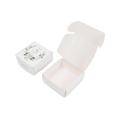 China Rigid Paper Packaging Boxes Corrugated Board Bulk Shipping Boxes Custom Logo Printed for sale