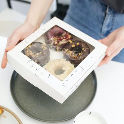 China Recycled Small Food Packing Donut Packaging Cake Paper Box Kraft Paper Bread Box Eco Friendly Packaging Cakes 12 Candy Box Upack for sale