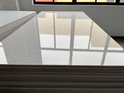 China Hoogwarmte-isolatie PVC binnenwandpanelen ODM weersbestendig PVC-panelen Te koop