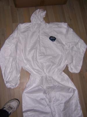 Cina Vestito protettivo di plastica di sicurezza del corpo di protezione pericolosa completa del corpo per i prodotti chimici in vendita