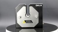 China Dual Axis Optical Laser Depth Micrometer F2010-S with 0.2-10mm Range and ±0.1μm Accuracy for sale