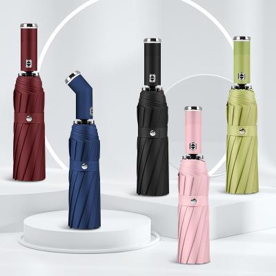 China Reizen in luxe Winddicht Klappend Automatisch Open Sluit Customized Kleur Led Paraplu Te koop