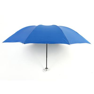 Cina Materiale di pannello di rivestimento d'argento ombrello per stampa personalizzata del logo pieghevole mercato in Made in vendita