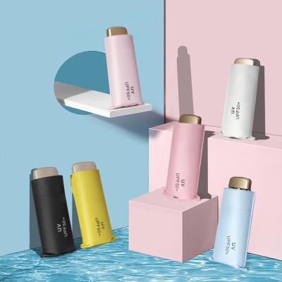 Китай Путешествуйте в стиле с Super Mini Pocket Anti UV Umbrella Золотые металлические стекловолокнистые ребра продается