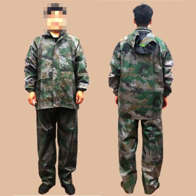 Cina Protezione del lavoro all'aria aperta impermeabile e pantaloni Set in Split Jungle Camuffamento per adulti in vendita