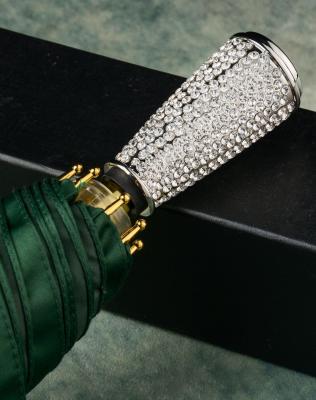 Cina Controllo manuale Maniglia di inserimento a diamante 3 colpi ombrello ombrelli da pioggia unici per donne in vendita