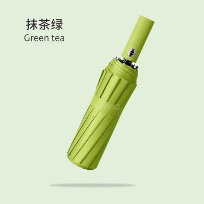 China Automatische drievoudige zakelijke paraplu met dubbele keel en zonnebrandcrème Te koop