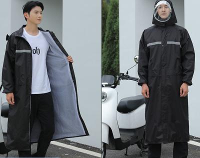 Cina Logo personalizzato impermeabile abbigliamento da pioggia per una sola persona in tessuto di Oxford per esterni in vendita