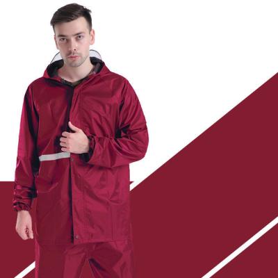Cina Pantaloni da pioggia e pantaloni da pioggia personalizzati con corpo riflettente a doppio spessore in vendita