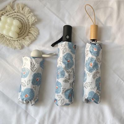 Cina Aspetto personalizzato Livello Blu Fiori Ombre da sole Protezione solare Ombrello con telaio in metallo in vendita
