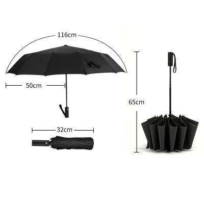 Cina Manico rivestito di gomma 12k 23inch Windproof Triple Pliding Umbrella con logo personalizzato in vendita