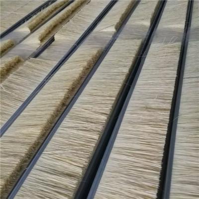Cina Spazzola a strisce in fibra di Tampico Sisal per la lavorazione del legno in vendita