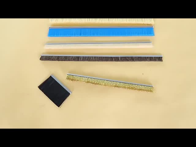 Striscia a rotolo per porte scorrevoli in nylon industriale