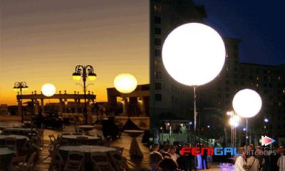 中国 800W 充電可能なLEDライトバルーン 三脚付き 強力な屋外広告 販売のため