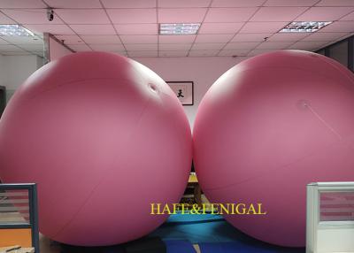 Cina Palloni di illuminazione rosa gonfiabili per decorazioni di eventi con ventole incorporato o design sigillato ad aria in vendita
