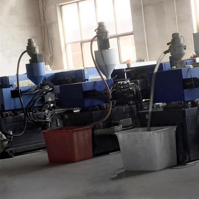 Automatic brolier feeding system  floor feeding System for broiler chicken farm house ground poultry Feed Equipment