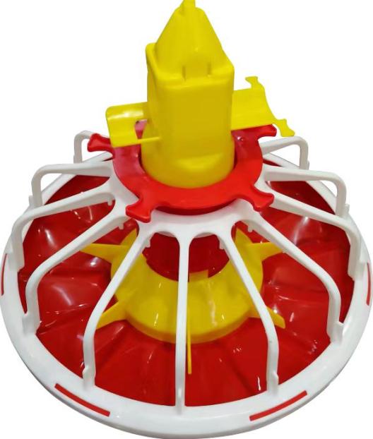 2.5 Quarts Round Poultry Food Dish 14